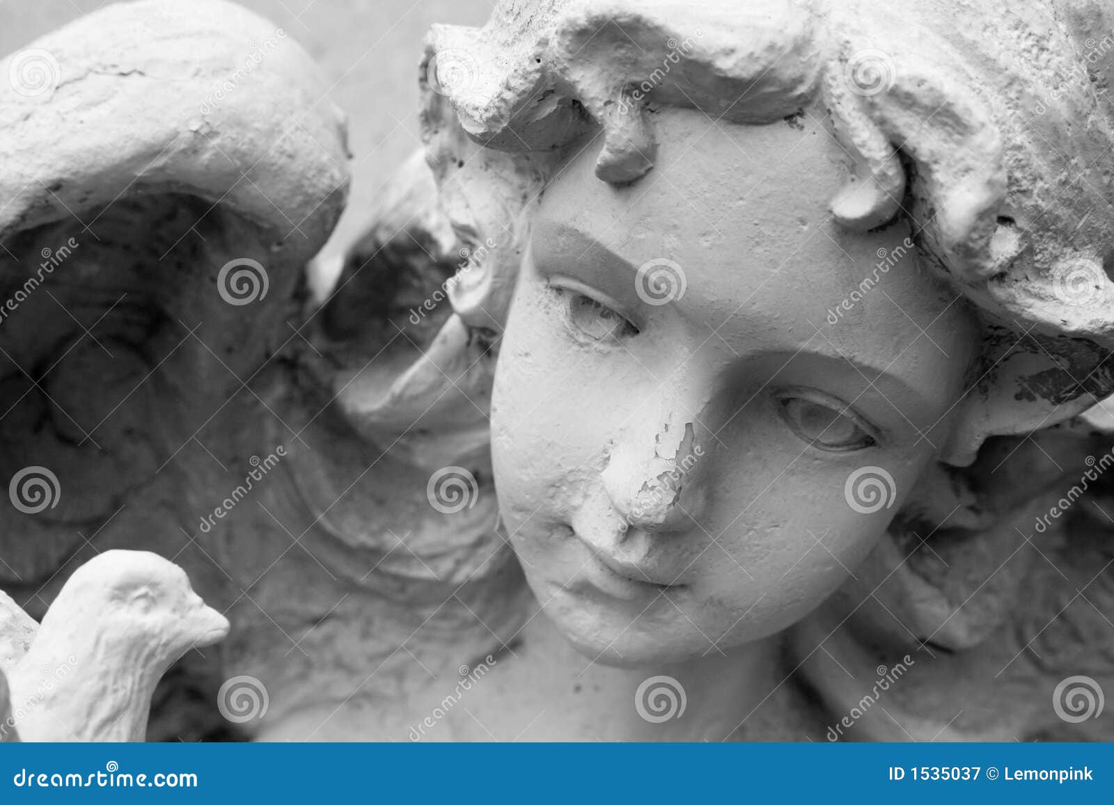 Angel sculpture stock image. Image of cherub, graveyard - 1535037