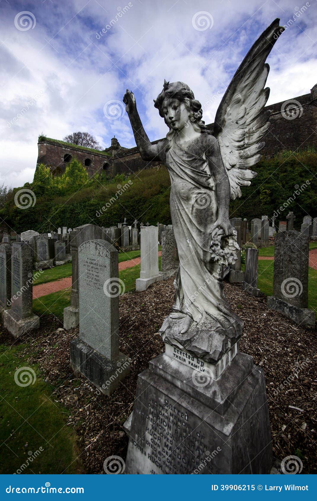 Angel Sterling Castle Graveyard Stock Image - Image of churchyard ...