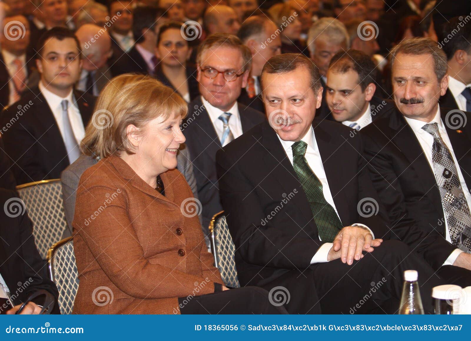 Angela Merkel Et Recep Tayyip Erdogan Photo éditorial - Image du crise ...