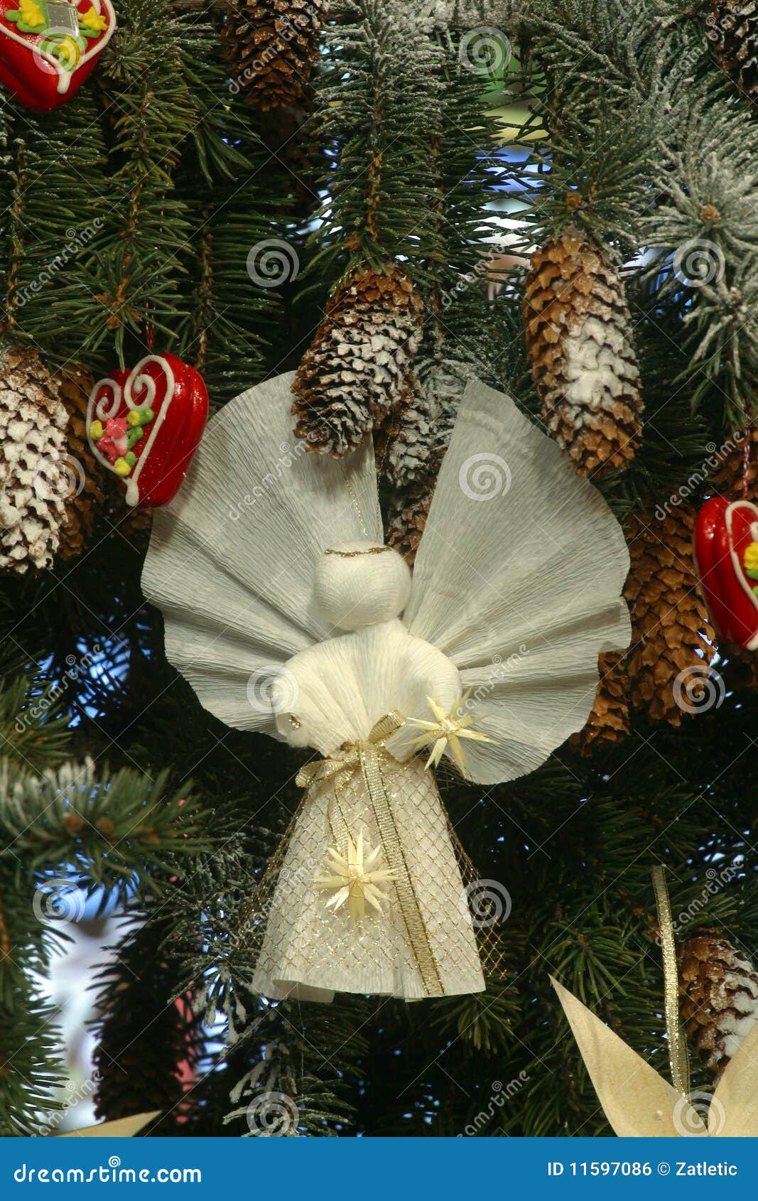 Angelo di natale fotografia stock. Immagine di tradizionale - 11597086