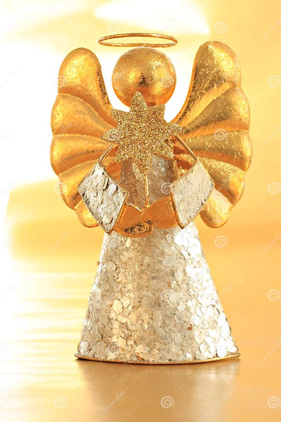 Angelo di natale immagine stock. Immagine di celeste - 16627673