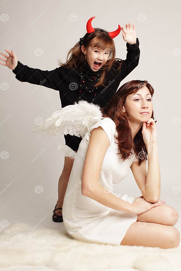 Angelo e demone immagine stock. Immagine di demone, umano - 13780565