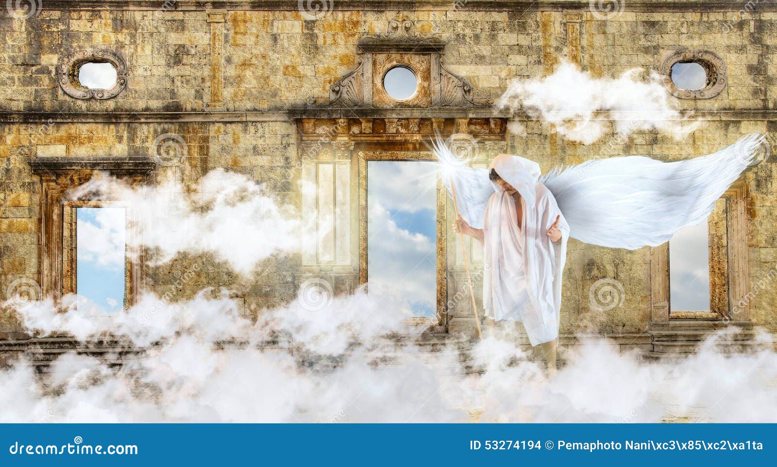 Angelo nel cielo fotografia stock. Immagine di nubi, inferno - 53274194