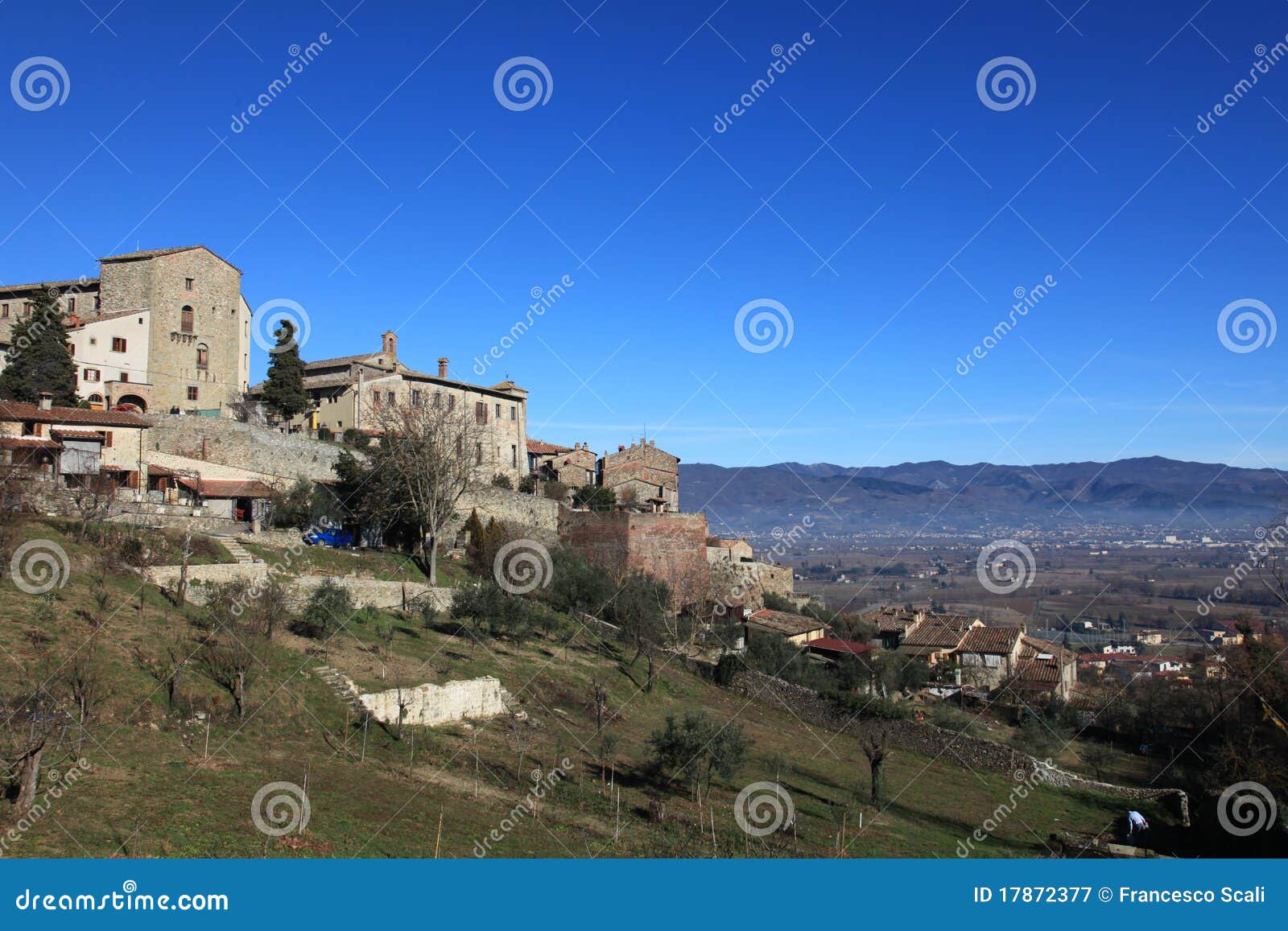 Anghiari town stock image. Image of summer, buildings - 17872377