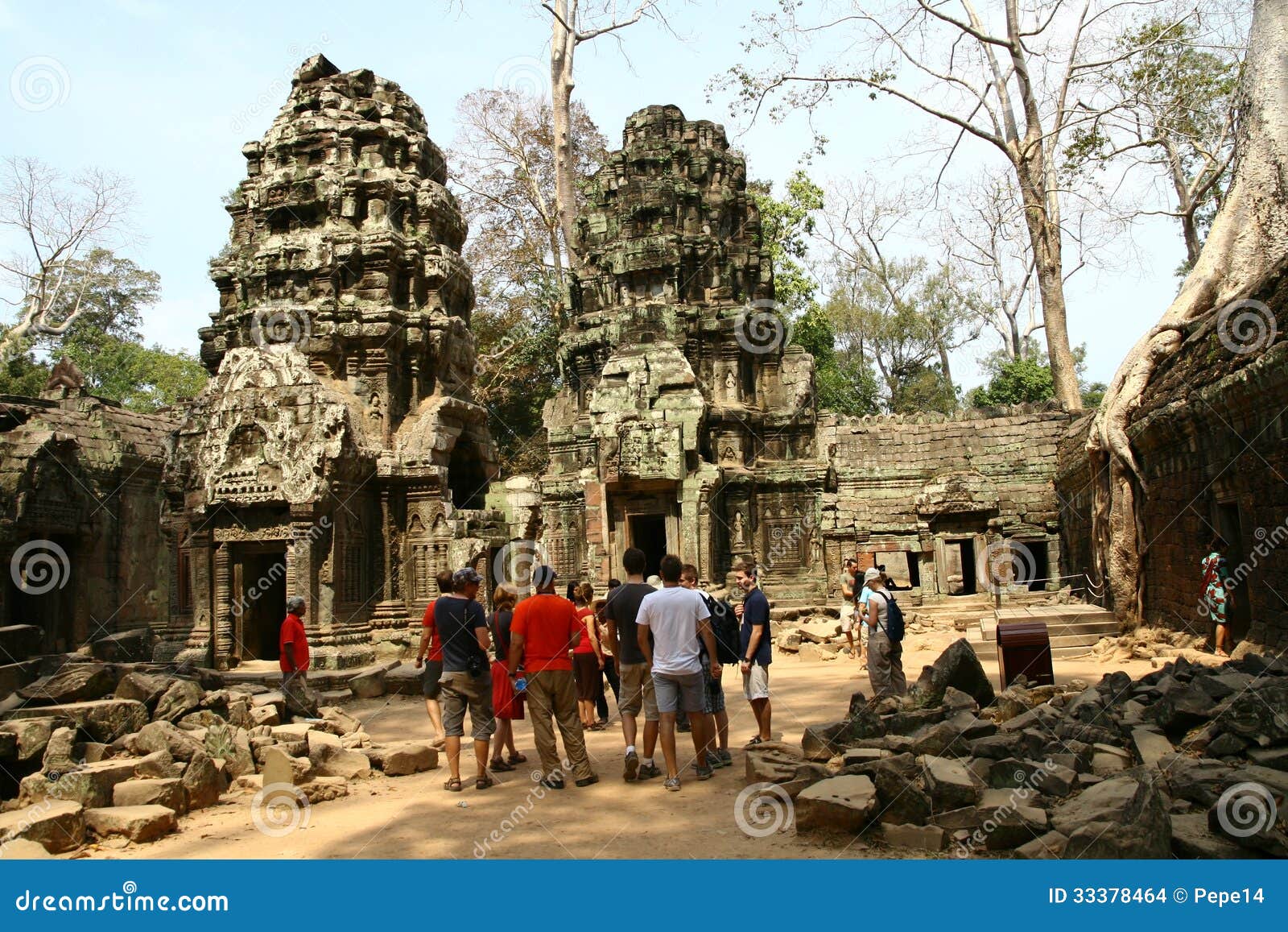 Angkor Wat Complex Temples Statues Editorial Stock Image - Image of ...