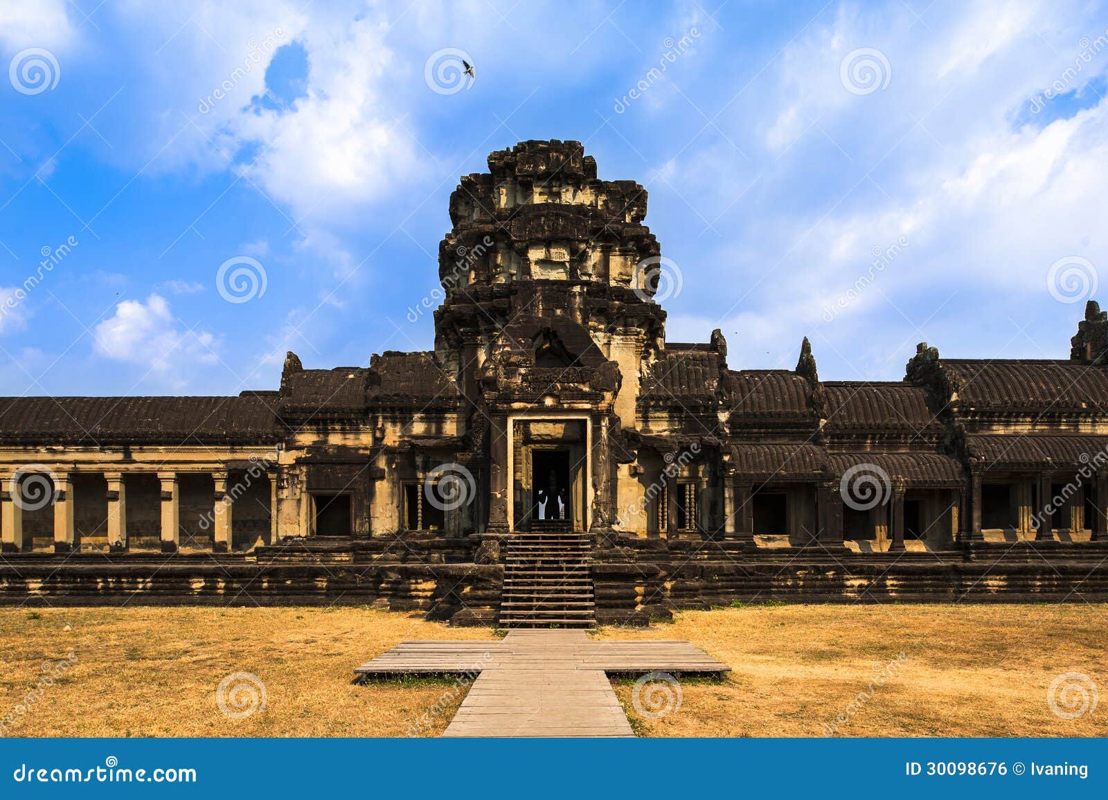 Angkor Wat and flying bird stock photo. Image of buddha - 30098676