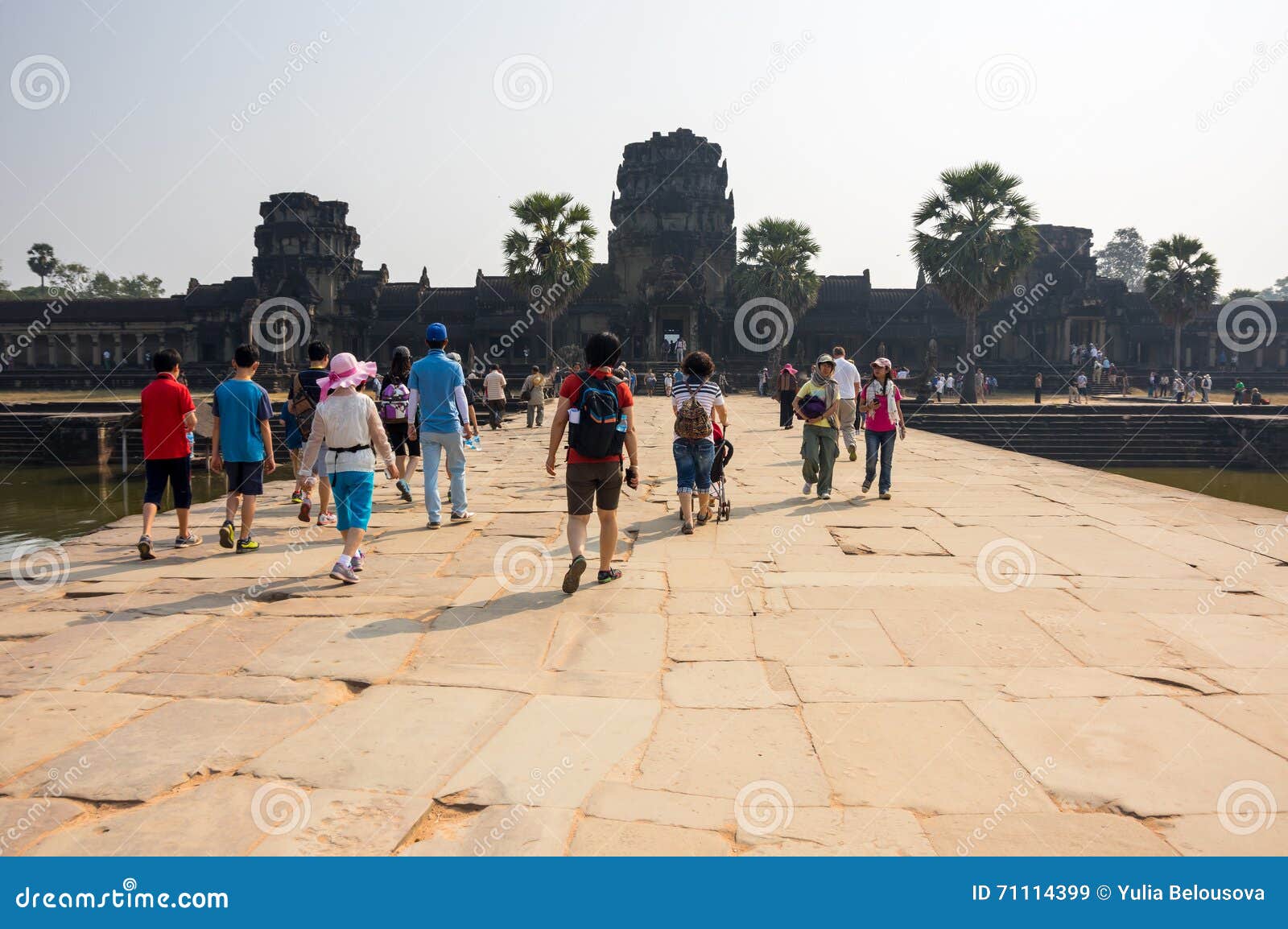Angkor Wat Gateway imagen de archivo editorial. Imagen de templo - 71114399