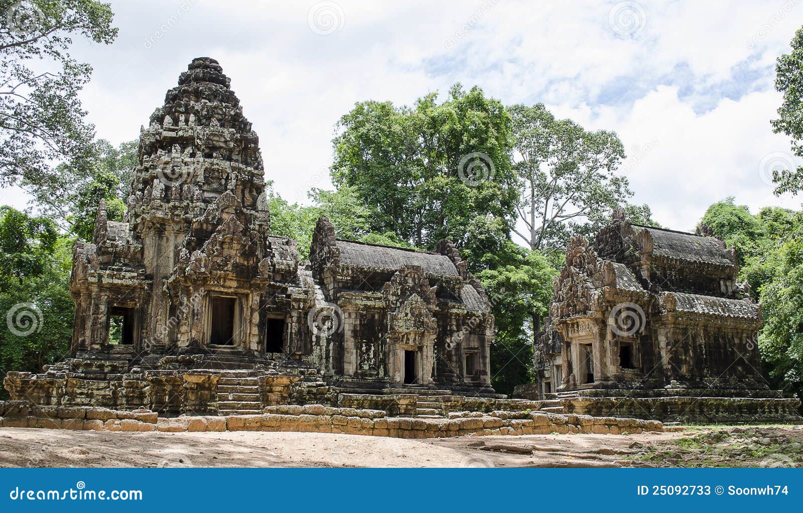Angkor wat thommanon stock image. Image of cambodia, passion - 25092733