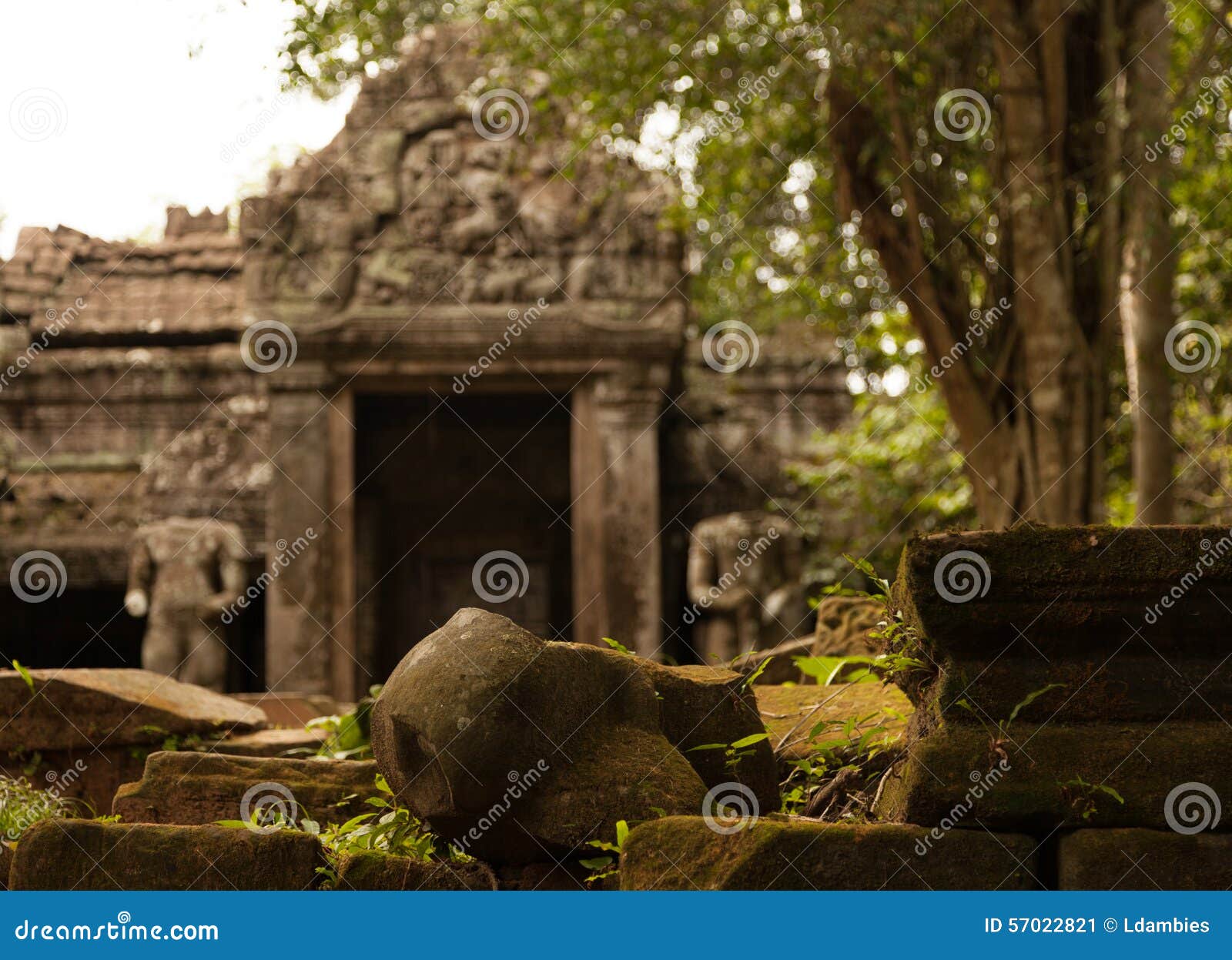 Angkorian Temple in the Jungle Stock Image - Image of angkor, jungle ...