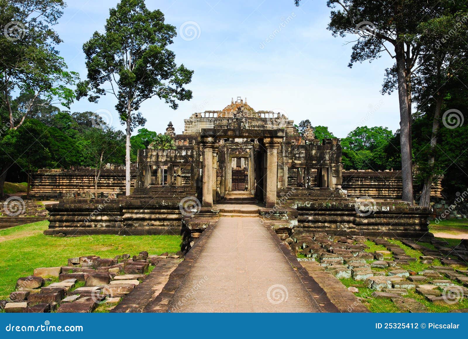 Angor Wat , Siem Reap Cambodia Stock Photo - Image of dynasty ...