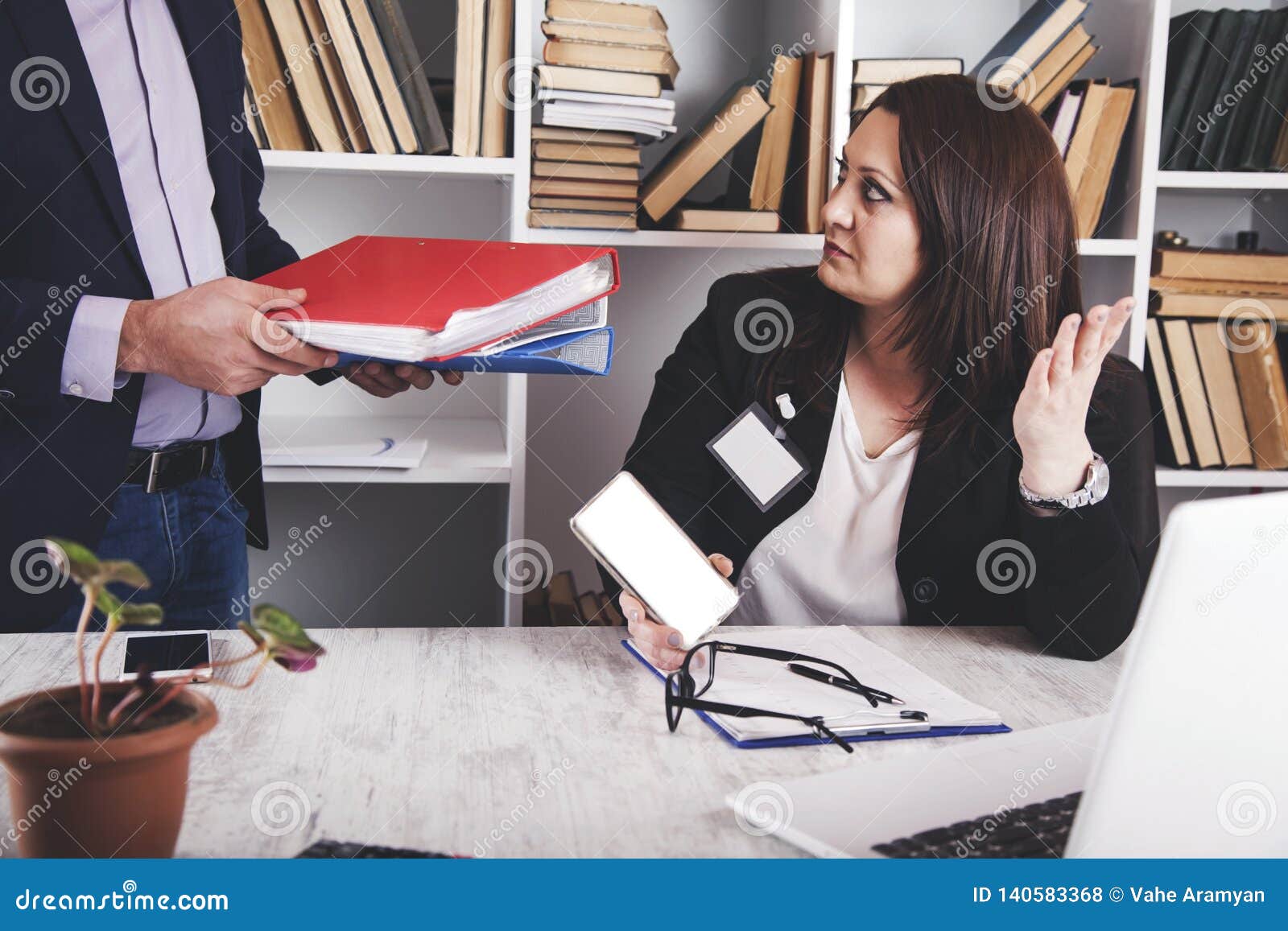 Angry boss with worker stock photo. Image of meeting - 140583368