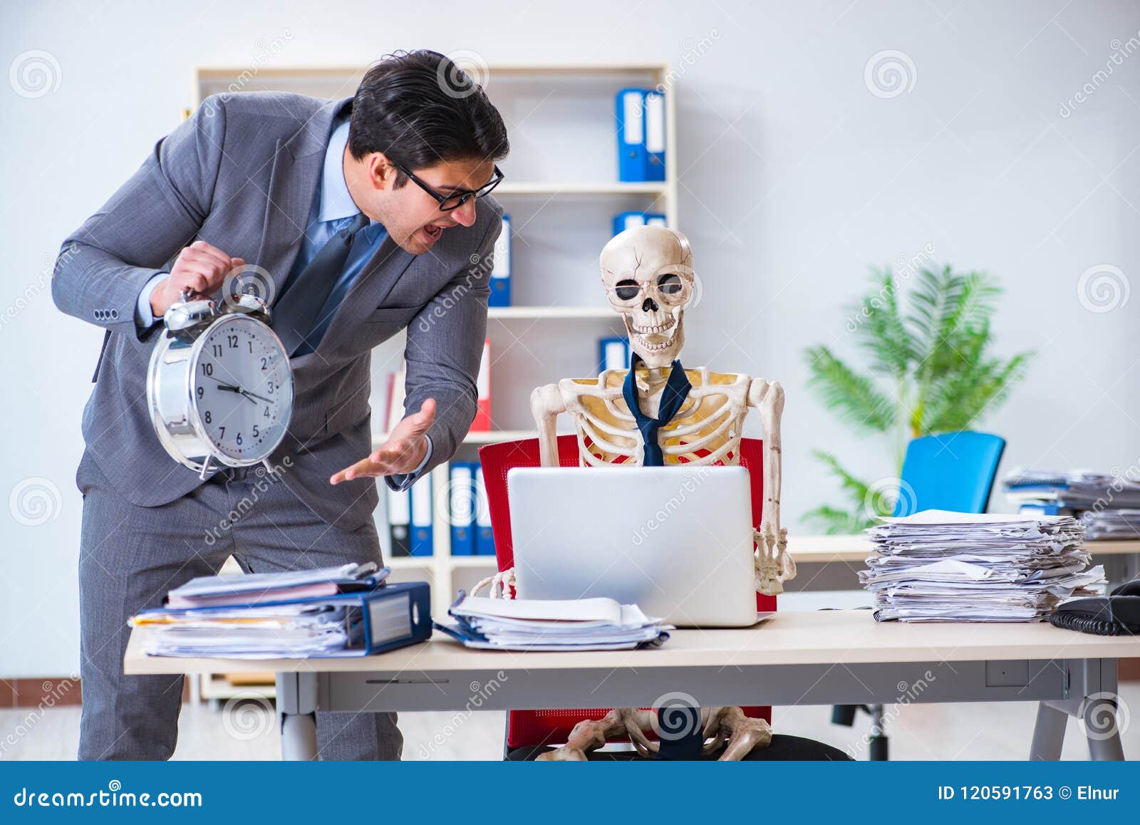 The Angry Boss Yelling at His Skeleton Employee Stock Image - Image of ... The Angry Boss Yelling at His Skeleton Employee Stock Image - Image of ...