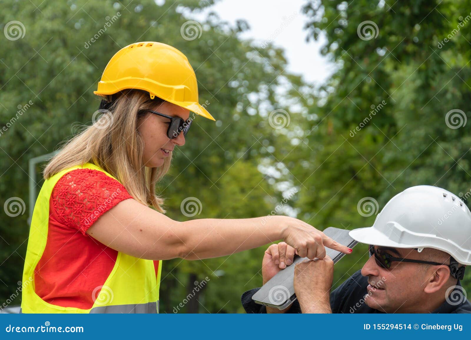 Conflict and Disagreement at Work on Construction Site Stock Photo ...