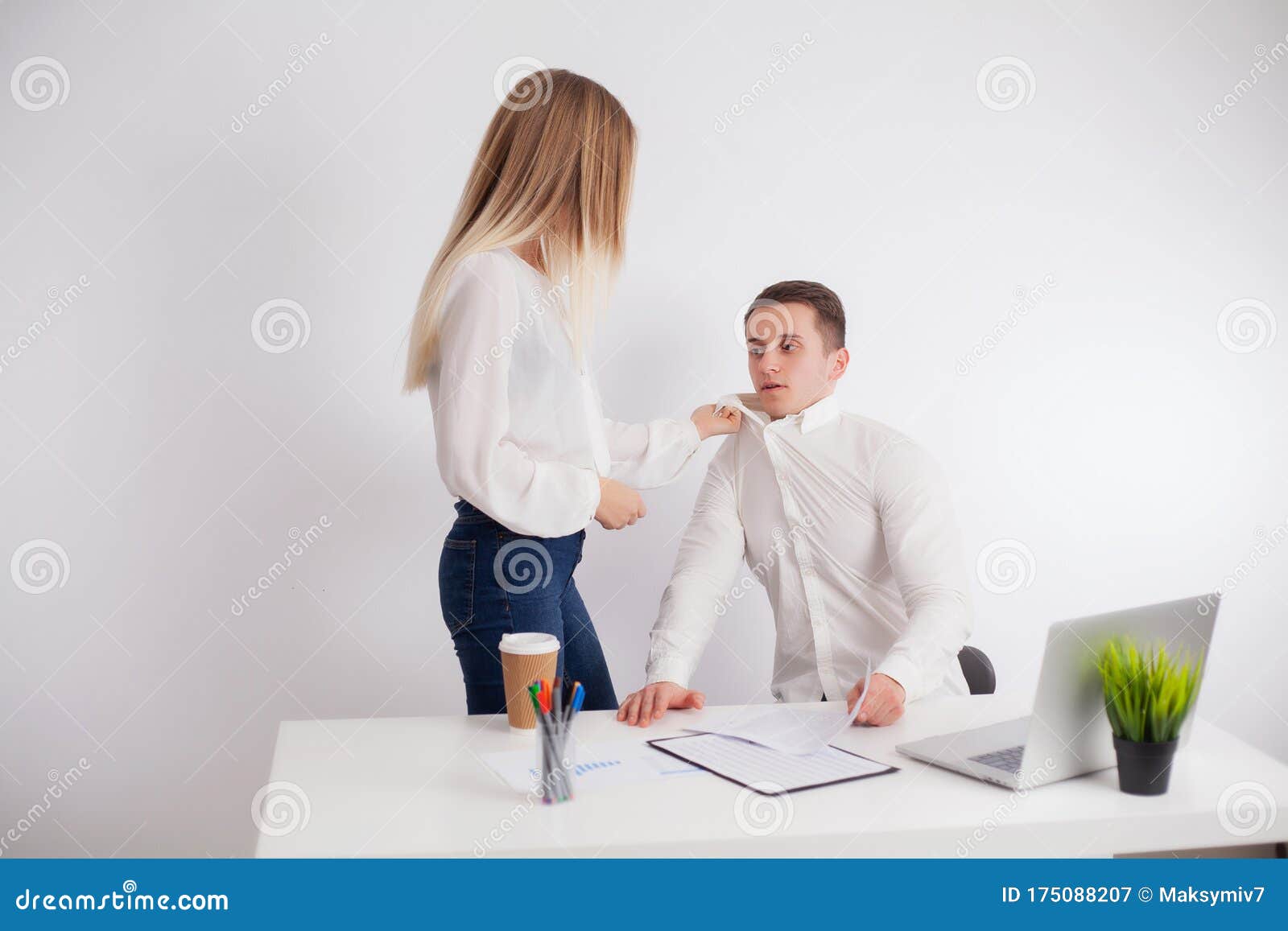 Angry Customer Has a Conflict with the Manager of the Company Stock ...