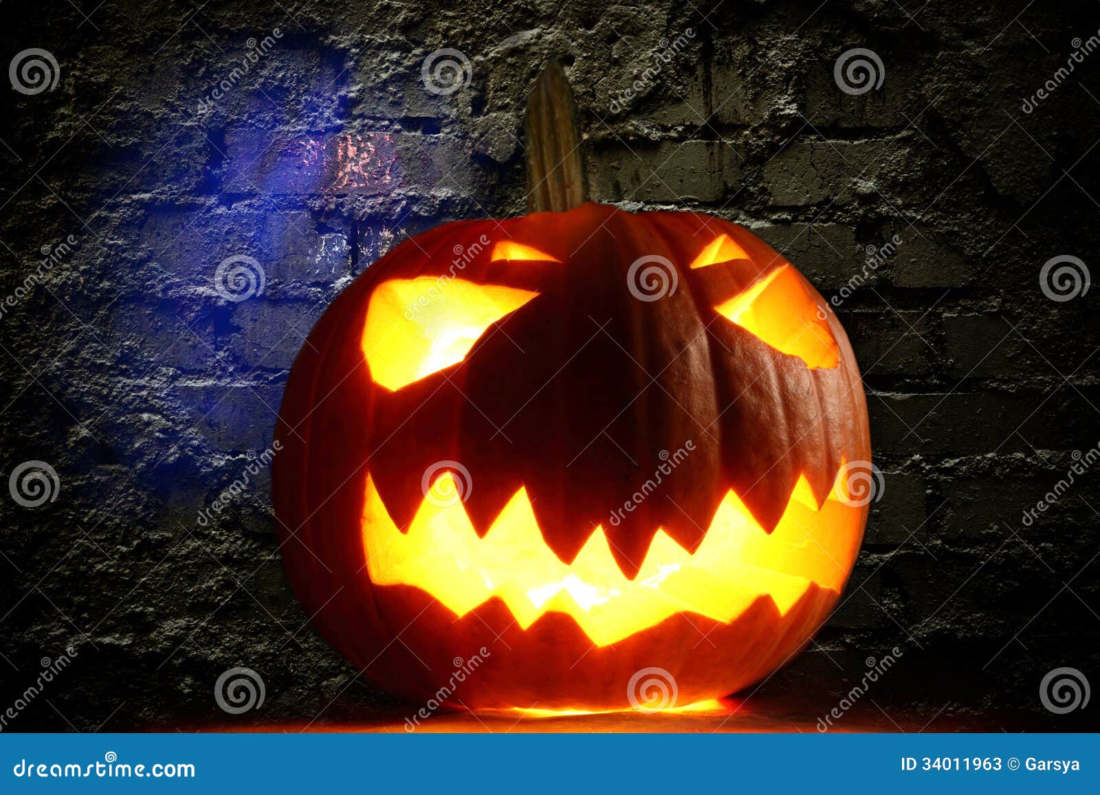 Angry halloween pumpkin stock image. Image of night, angry - 34011963