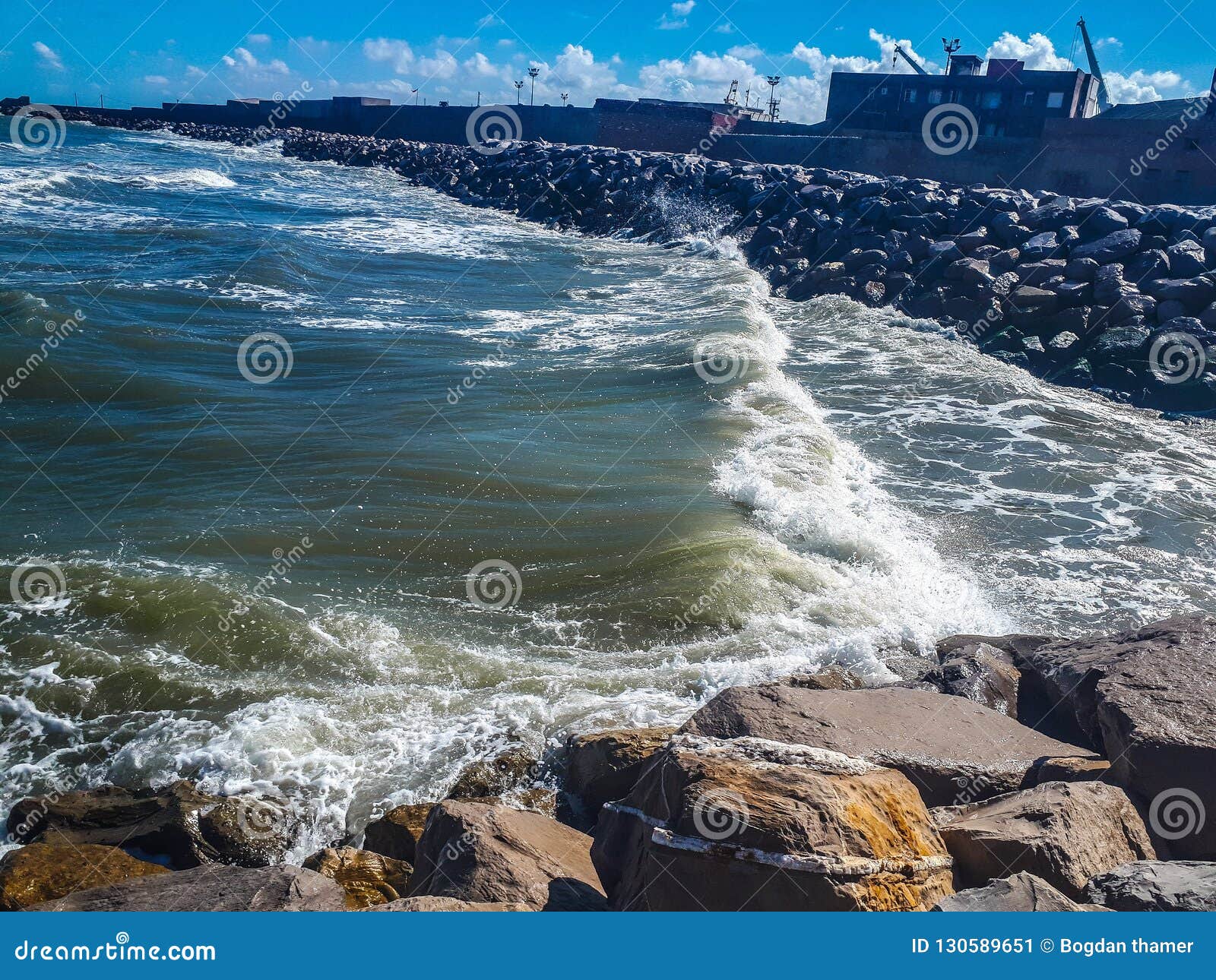 Angry waves hitting stock image. Image of hitting, angry - 130589651