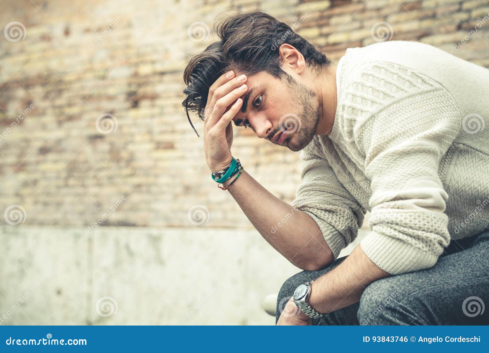 Angst-Konzept Junger Mann Mit Problemen, Verzweiflung Stockfoto - Bild ...