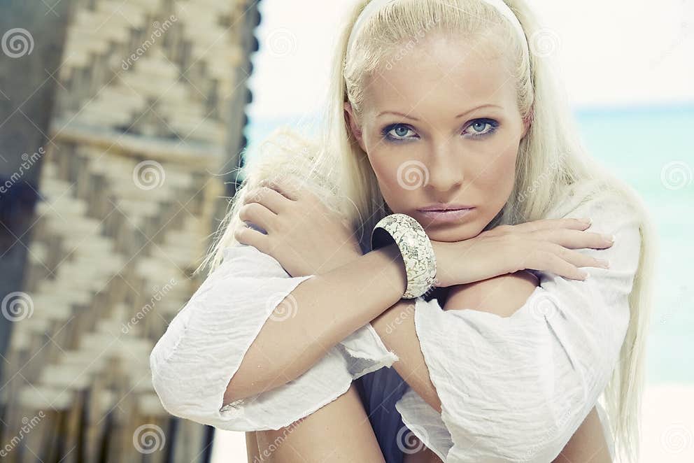 Anhelante imagen de archivo. Imagen de fresco, pena, placer - 11251119