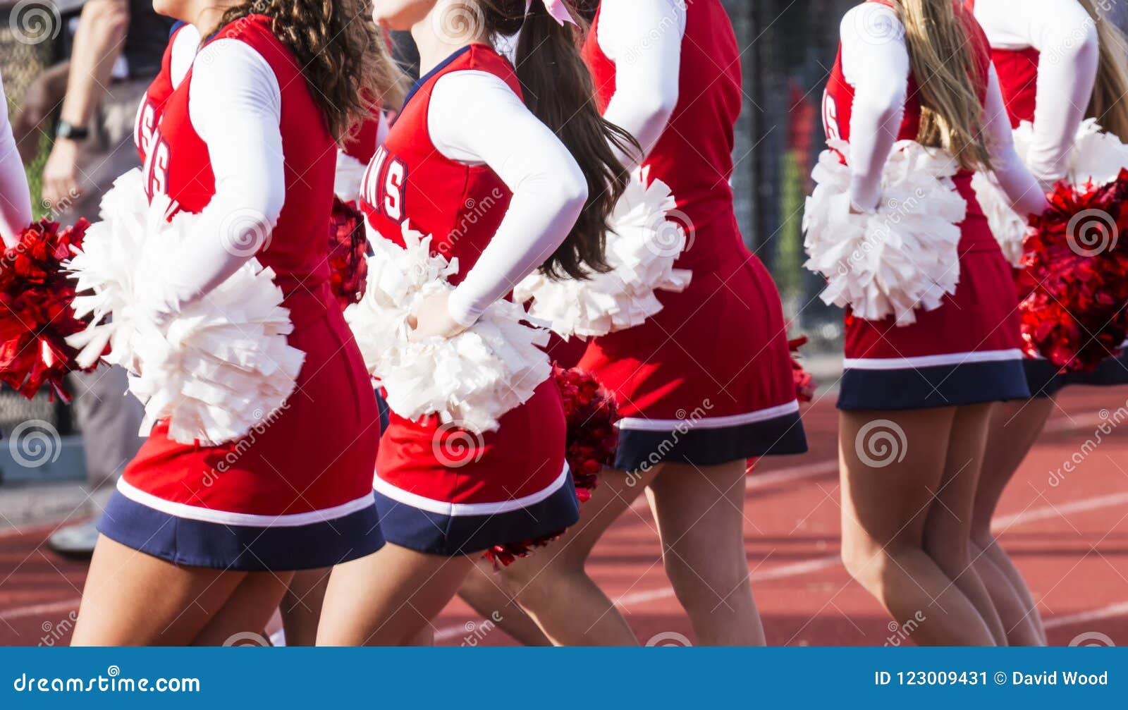 Animadoras Que Animan Activamente Imagen de archivo - Imagen de ...