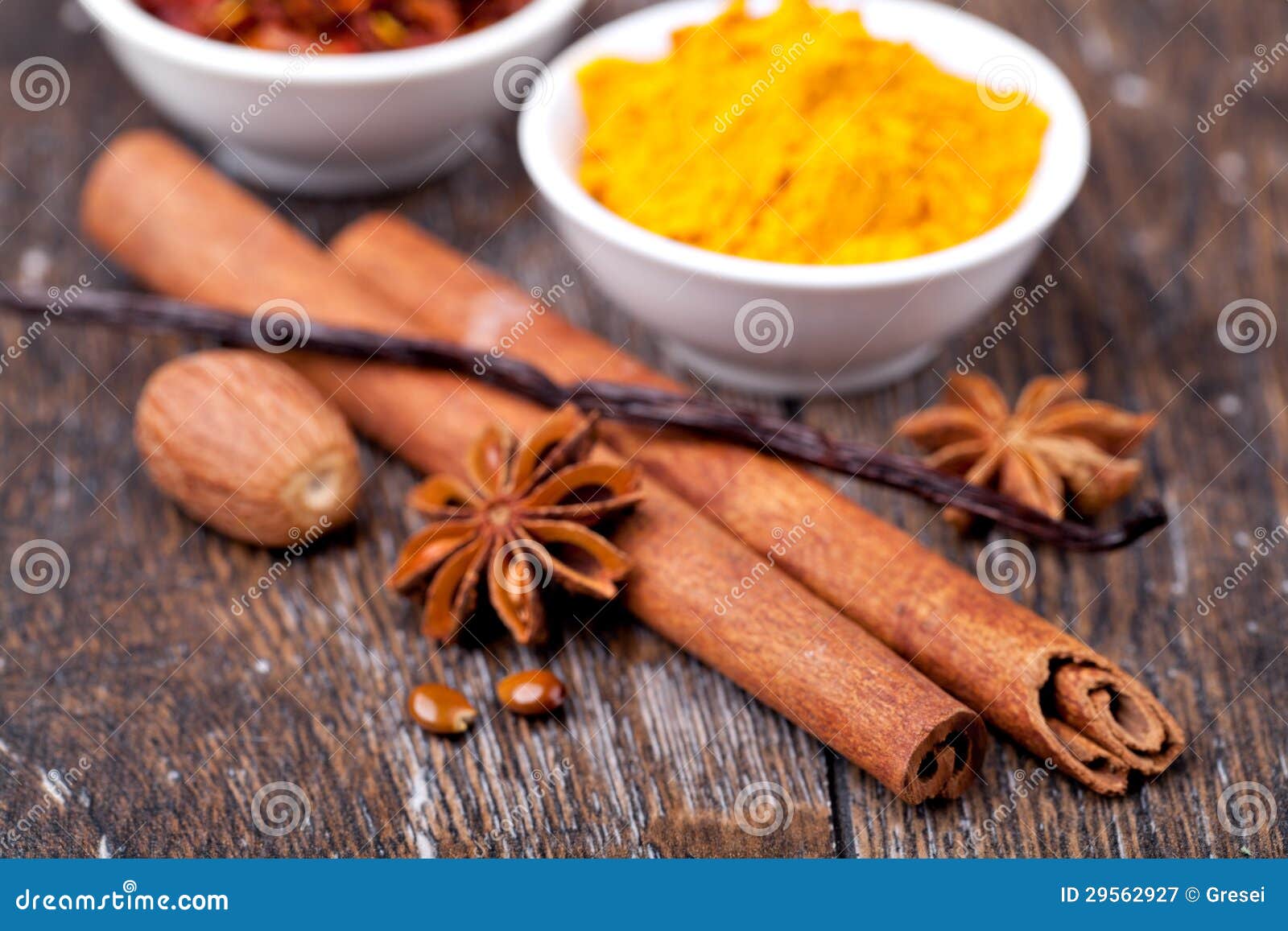 Anise, Cinnamon and Vanilla Pods Stock Image - Image of macro, pods ...