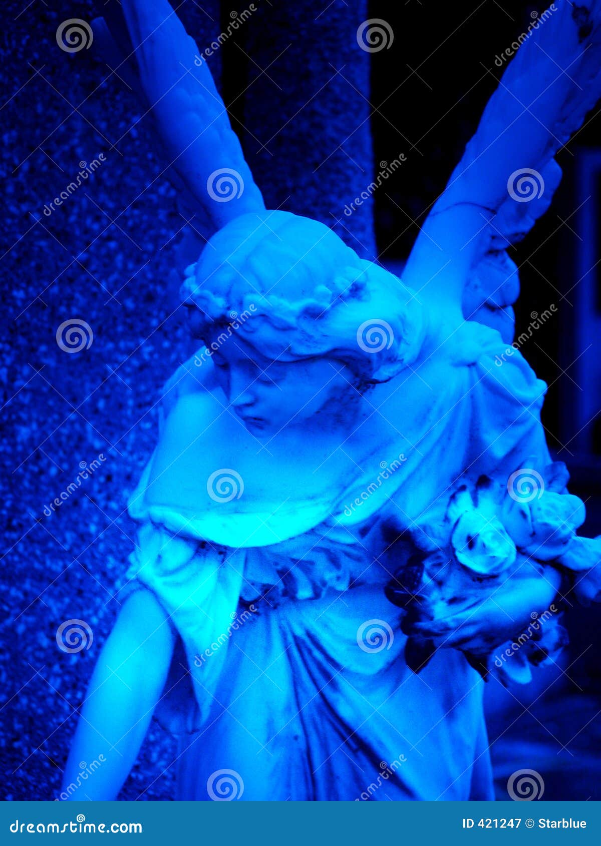 Anjo azul imagem de stock. Imagem de pureza, anjo, proteger - 421247