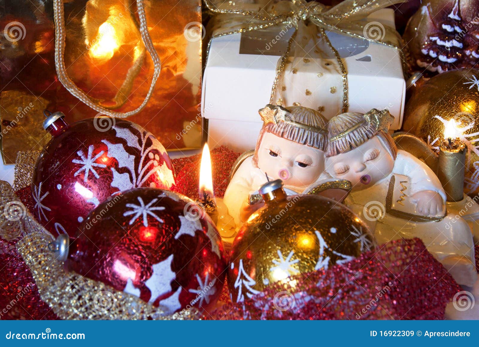 Anjos do Natal imagem de stock. Imagem de fita, noite - 16922309