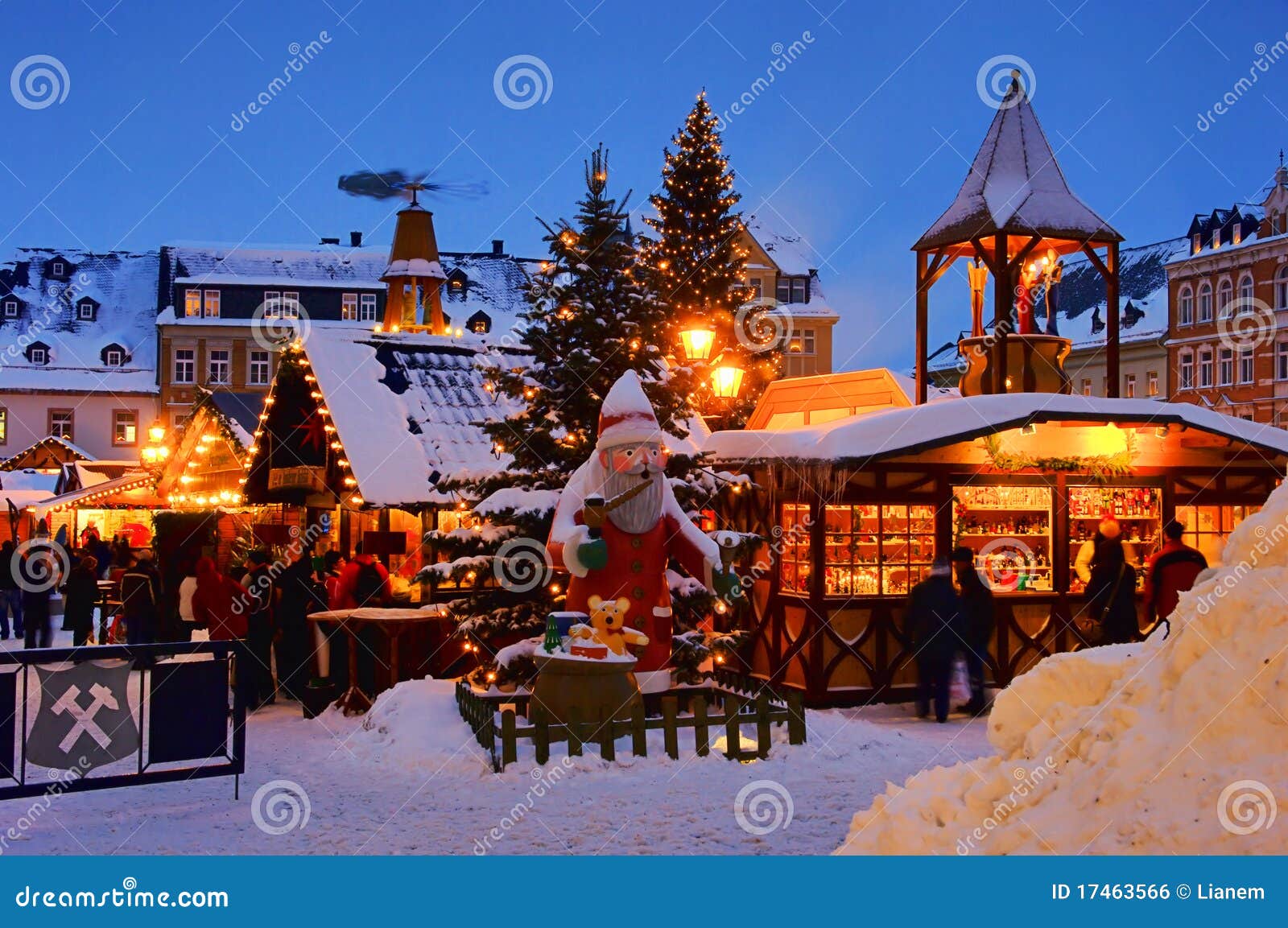 Annaberg-Buchholz Christmas Market Stock Photo - Image of snow, black ...