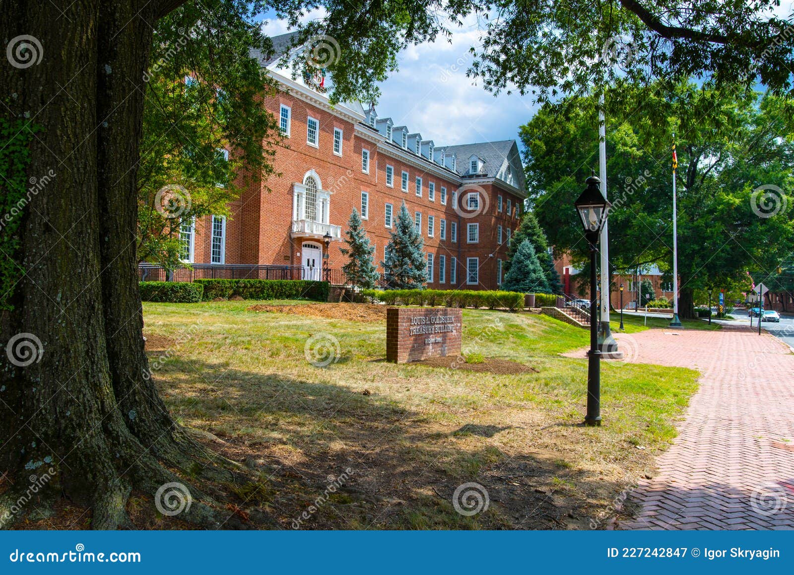 View of the Treasury Building in Old Annapolis Editorial Photography ...