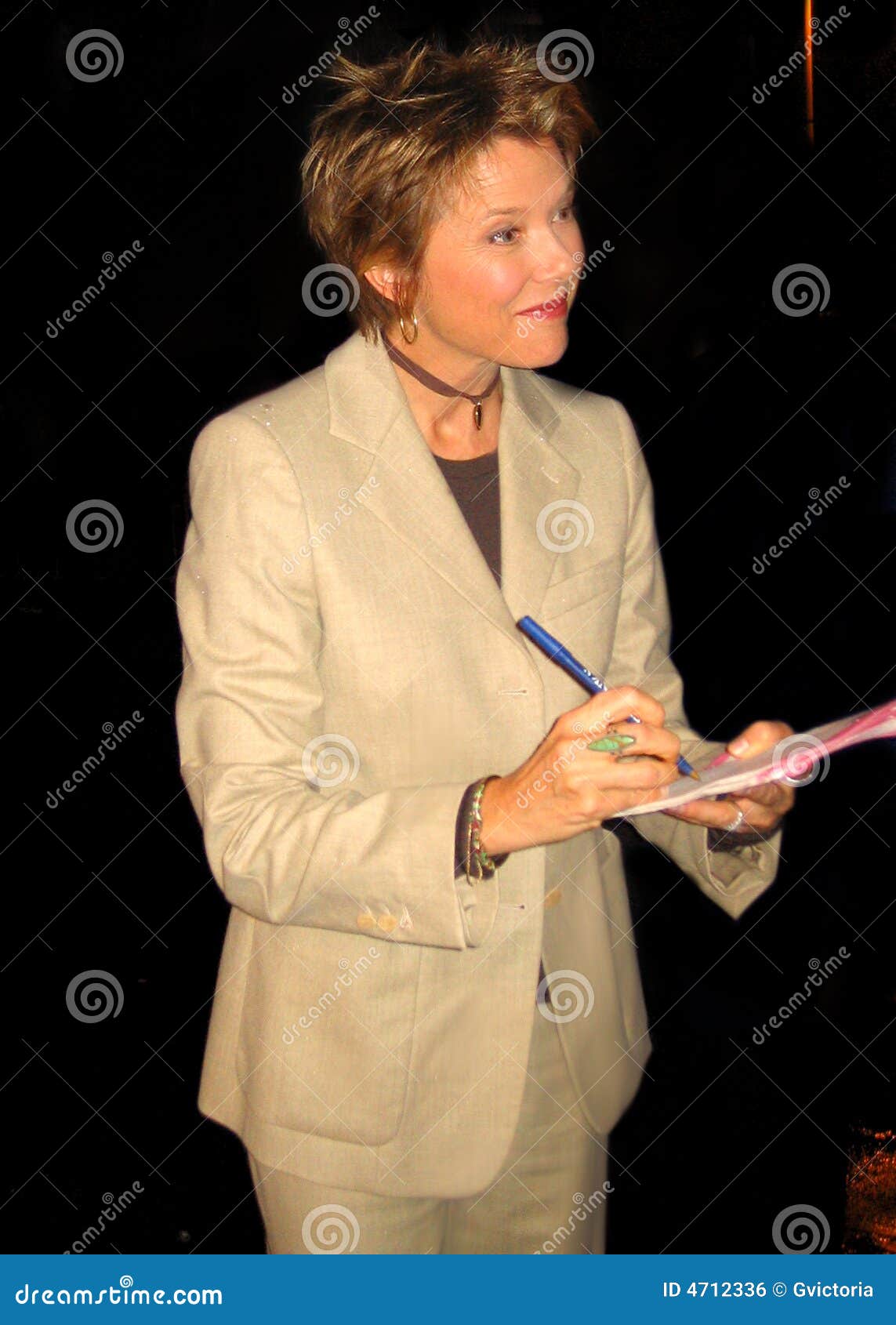 Annette Benning editorial photo. Image of beauty, crowd - 4712336