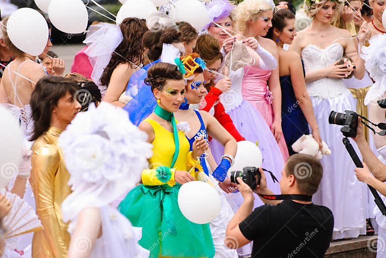 Annual wedding parade editorial photography. Image of elegance - 19523667