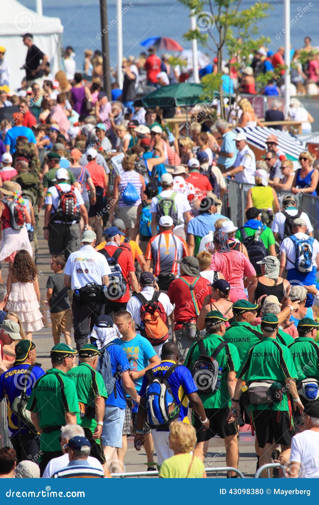 An Annually Recurring Large Walking Event Editorial Image - Image of ...