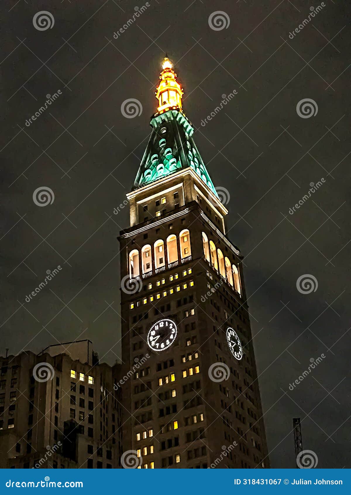 Another Ordinary Night in NYC. Editorial Photography - Image of closeup ...