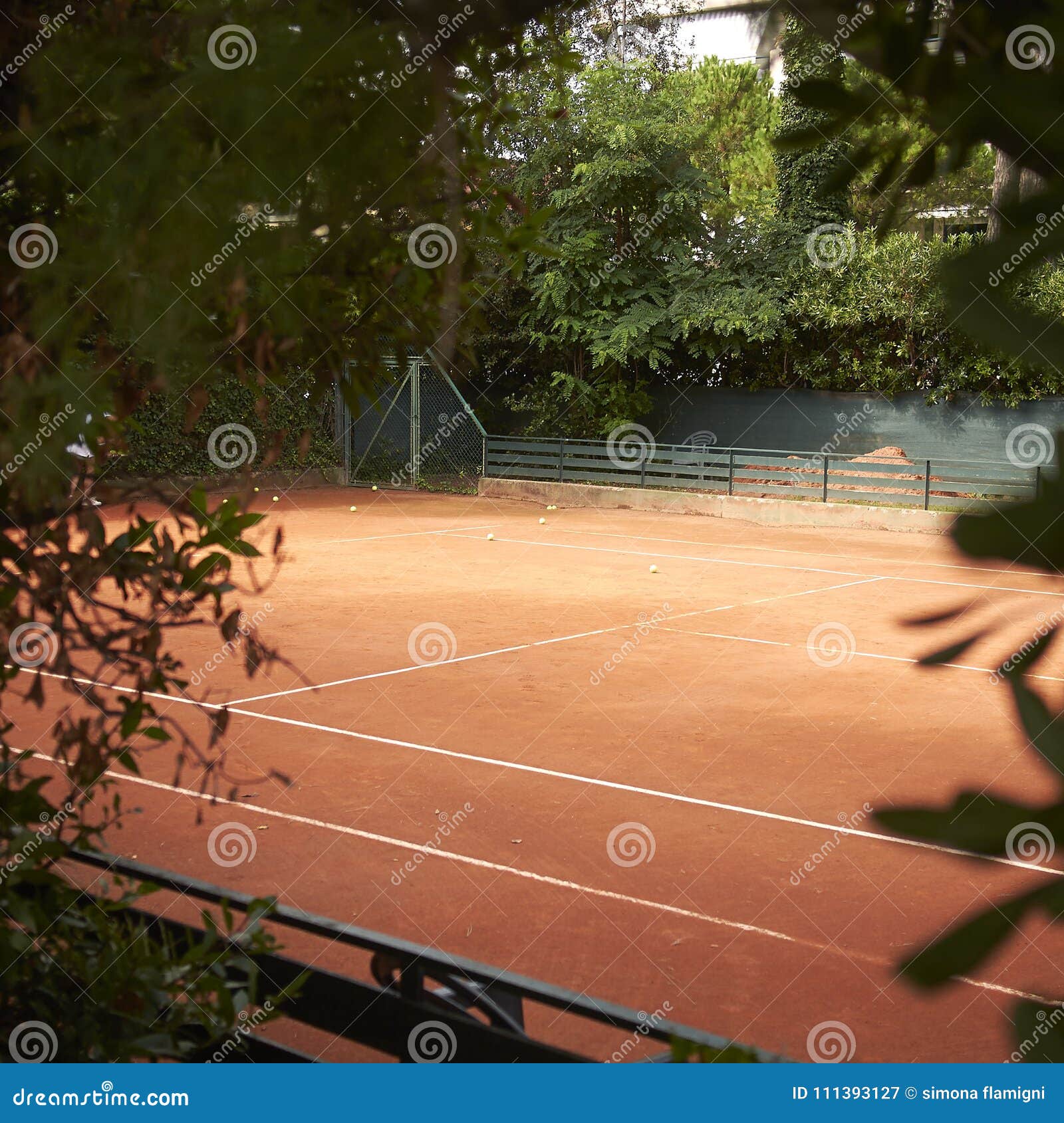 Ansicht Eines Tennisplatzes Redaktionelles Stockfotografie - Bild von ...