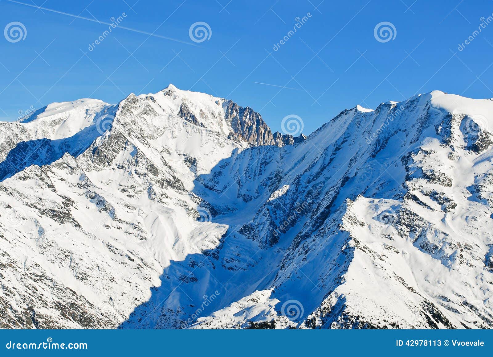 Ansicht Von Montblanc-Berg in Den Alpen Stockbild - Bild von szene ...
