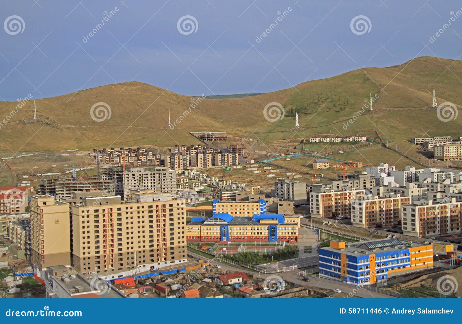 Ansicht Von Ulan-Bator Vom Berg Zaisan Stockfoto - Bild von mongolei ...