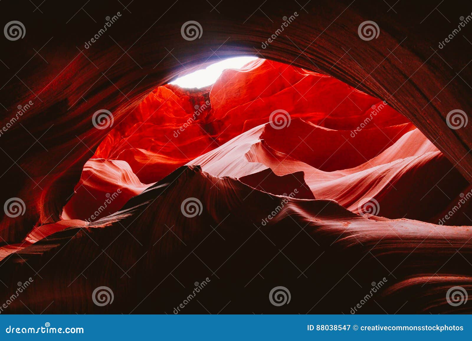 Antelope Canyon Picture. Image: 88038547