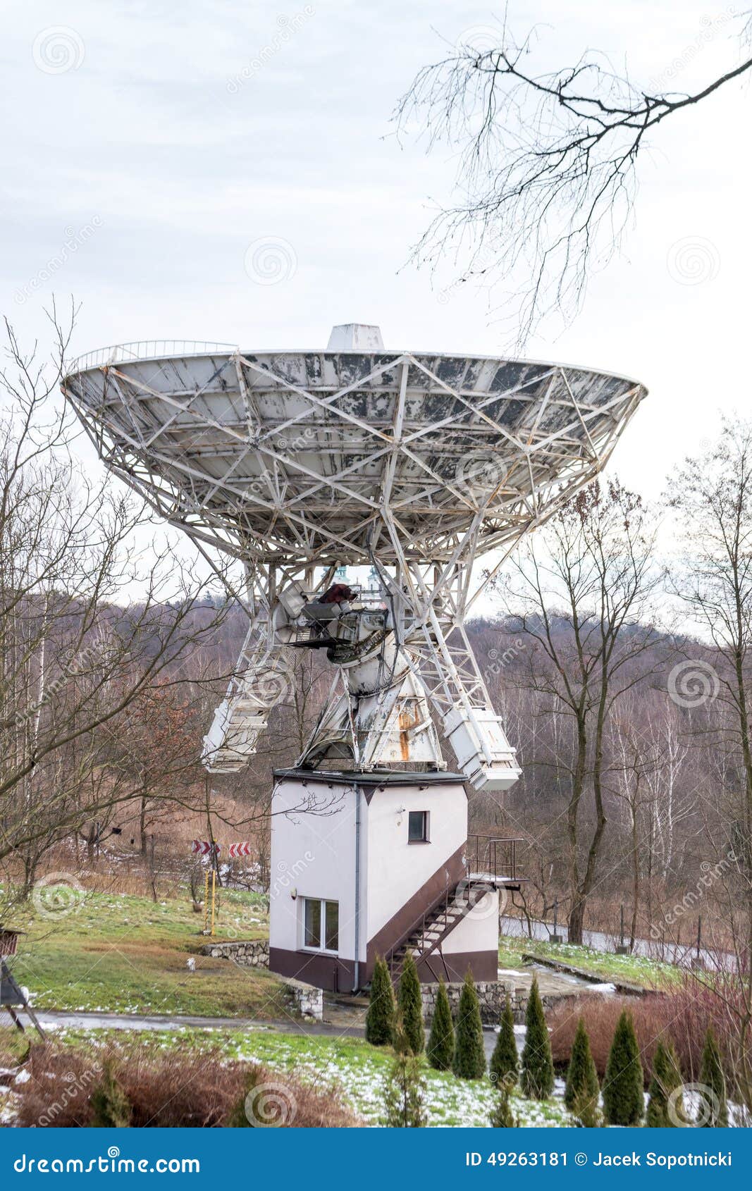 Antenna in Astronomy Observatory. Stock Image - Image of rusty, signal ...