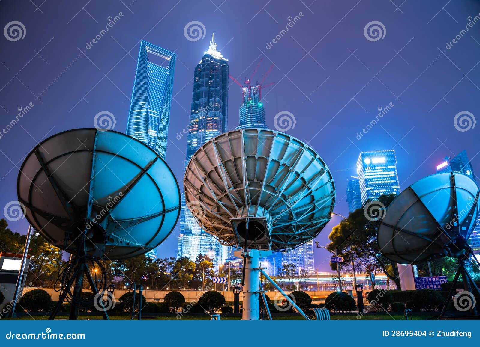 Antenna in modern city stock photo. Image of city, tower - 28695404