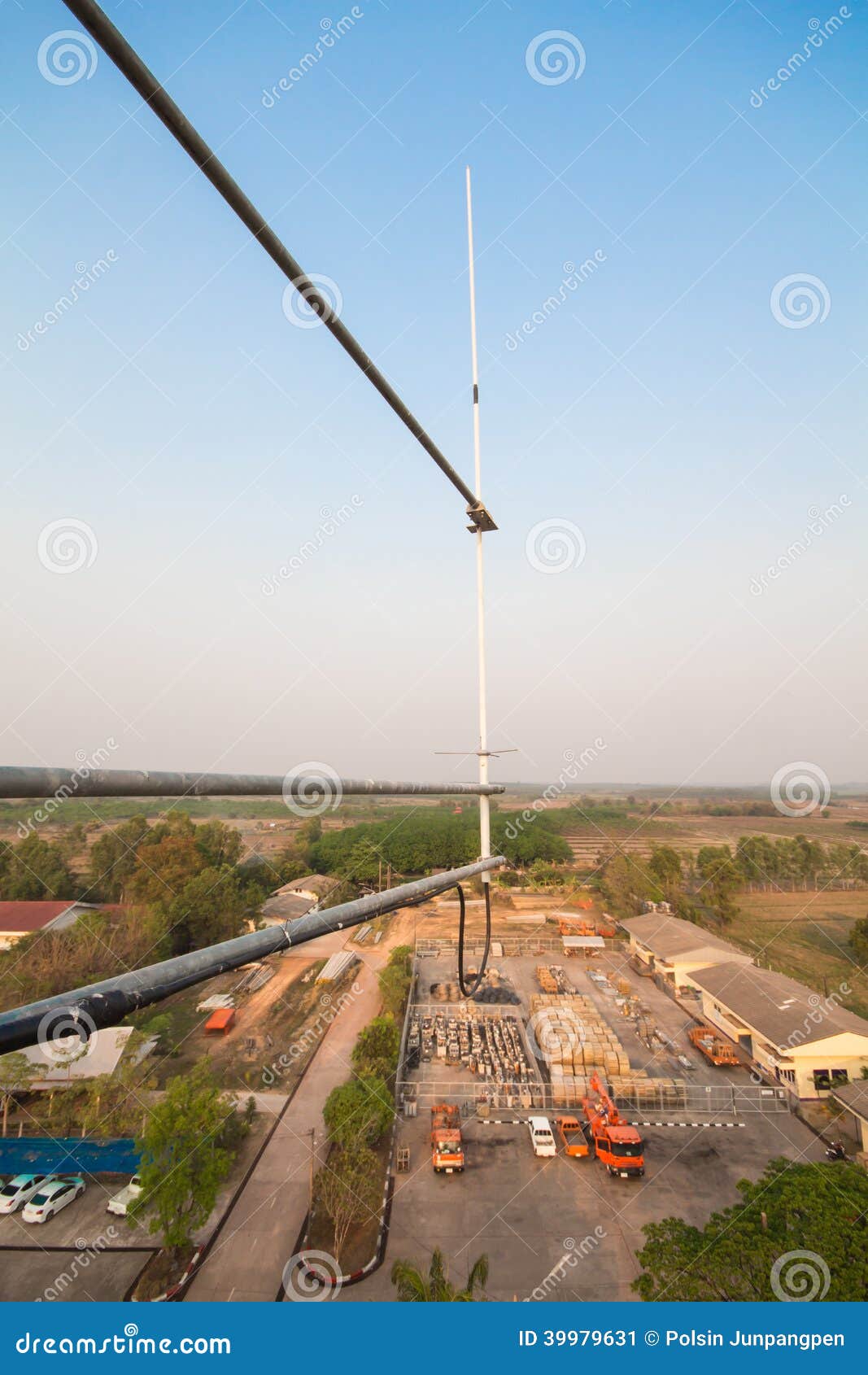 Antenna omni type stock image. Image of omni, station - 39979631
