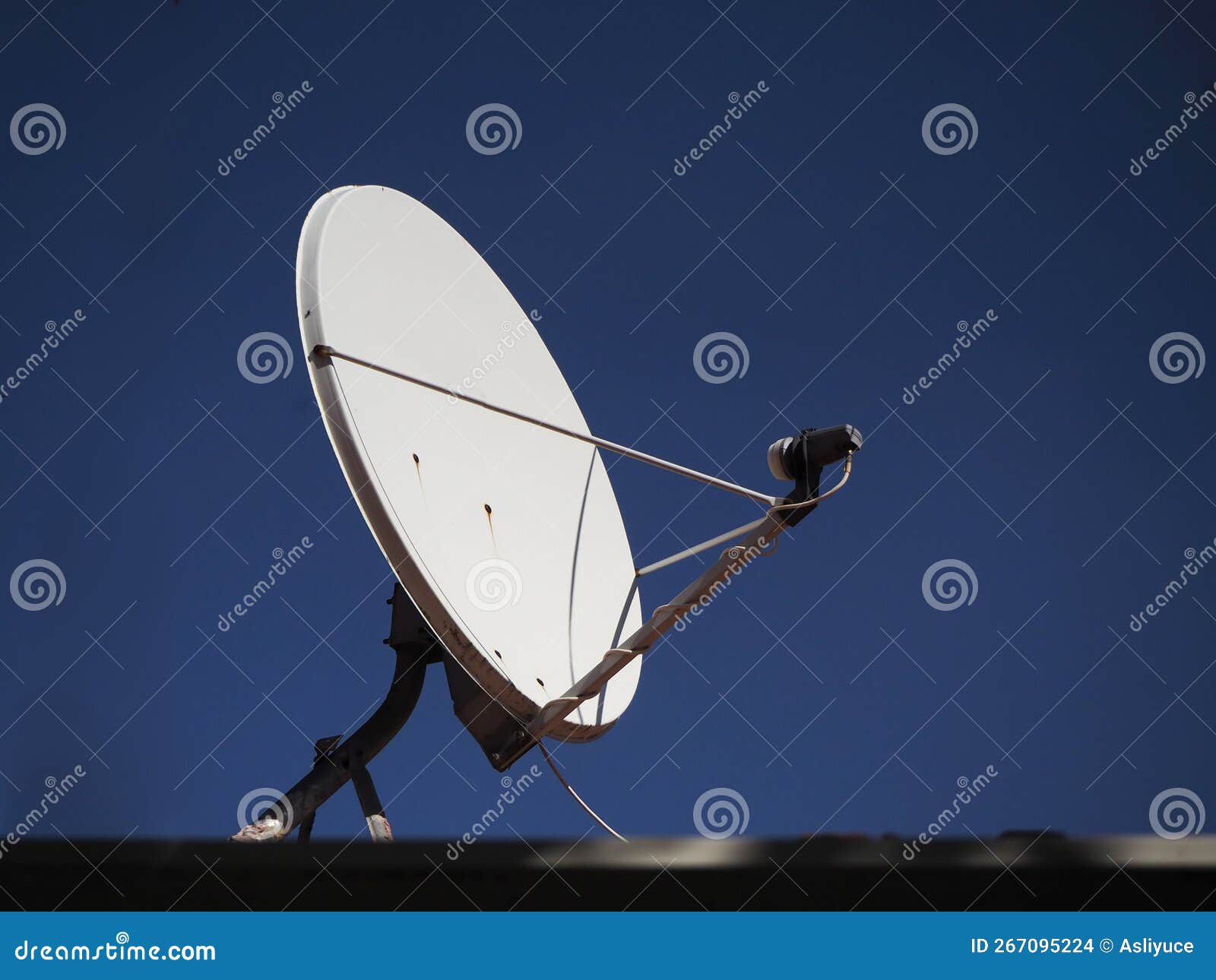 Antenne satellite stock photo. Image of television, technology - 267095224