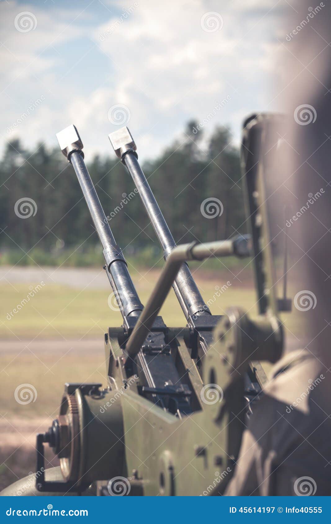Anti-aircraft gun stock image. Image of black, cannon - 45614197