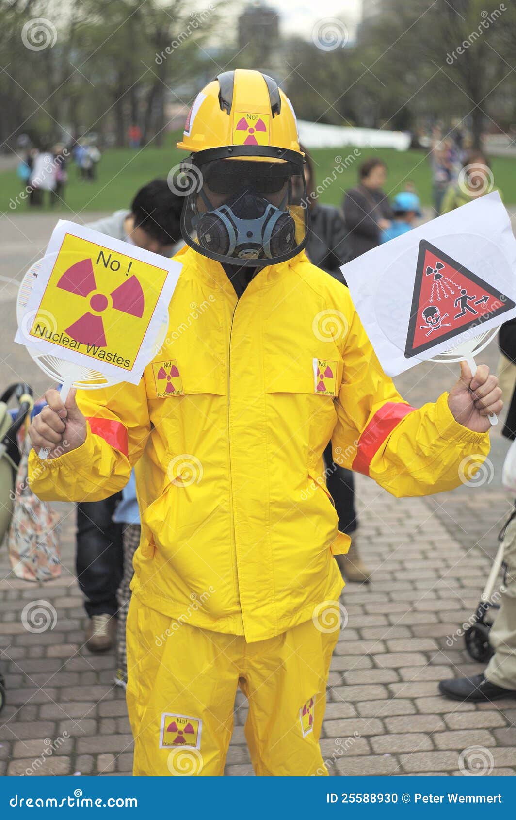 Anti nuclear demonstration editorial image. Image of editorial - 25588930