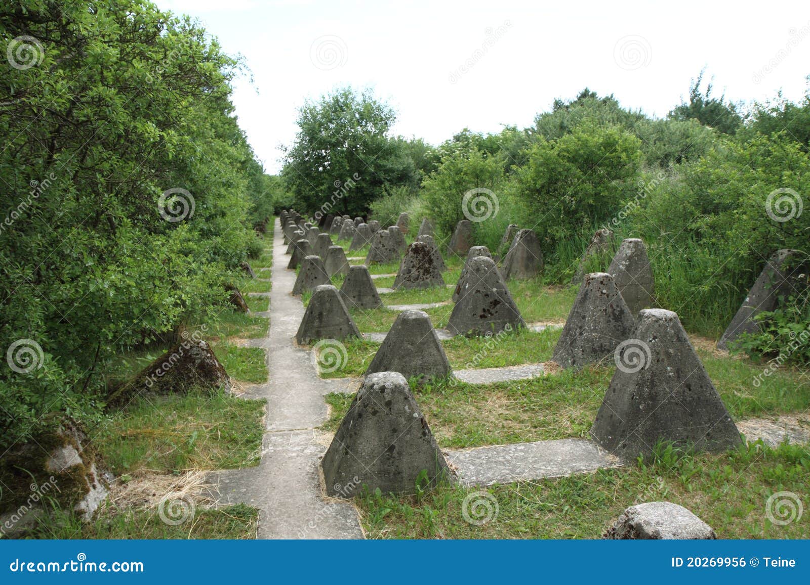 Anti Tank Fortification System Stock Photo - Image of inside, bunker ...