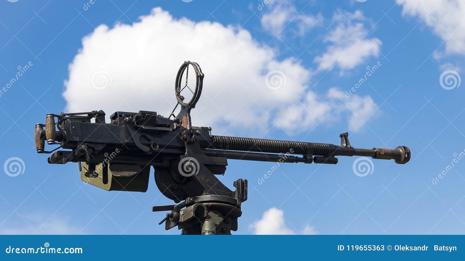 Antiaircraft machine gun stock image. Image of armor - 119655363