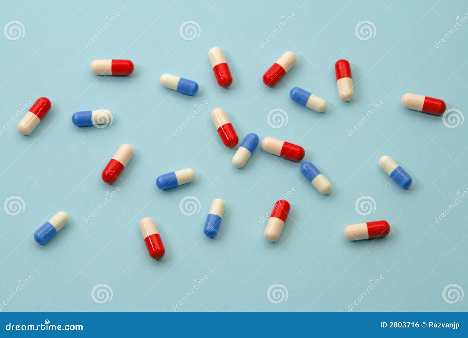 Antibiotici fotografia stock. Immagine di capsula, droga - 2003716