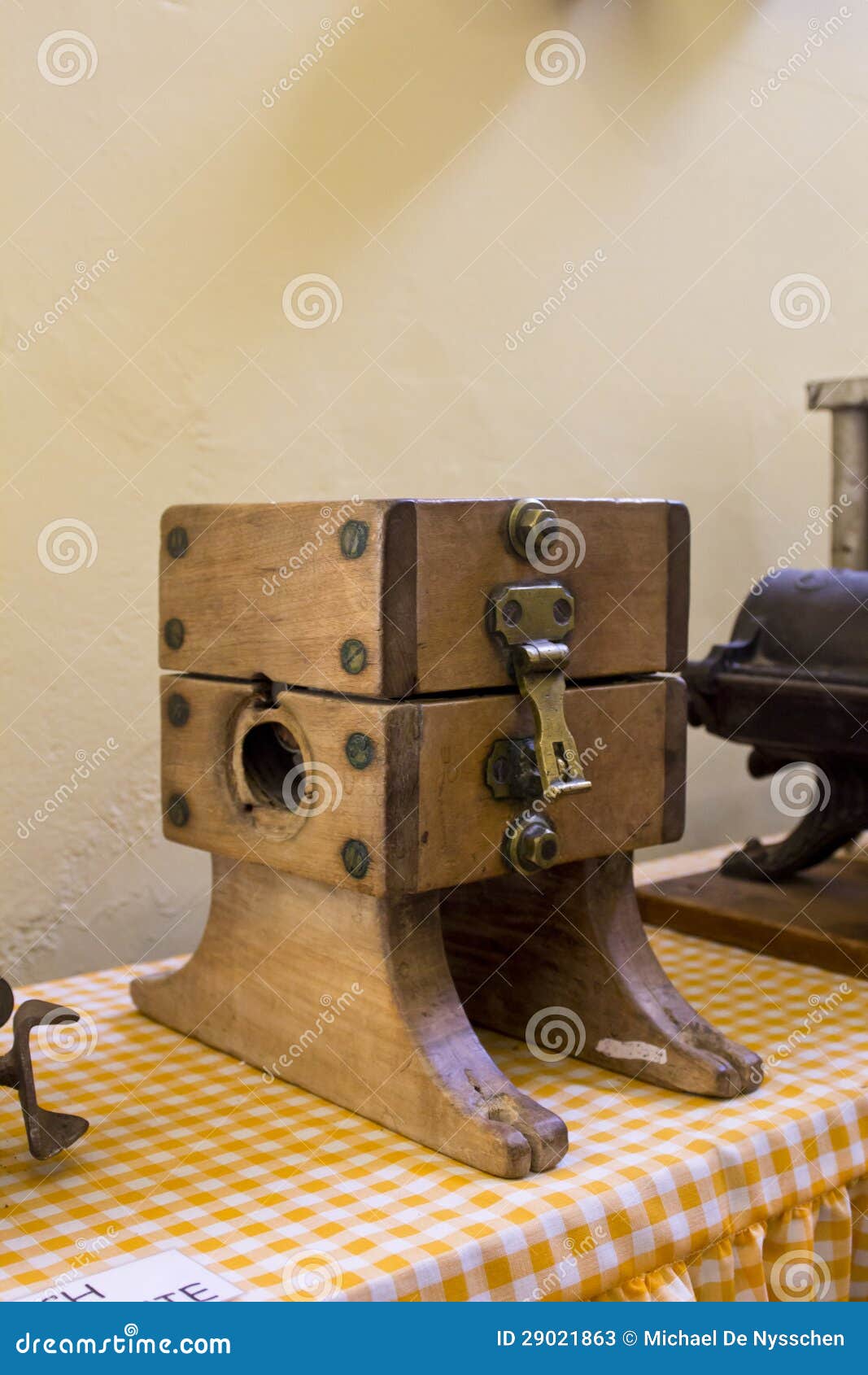 Antiker Schleifer stockbild. Bild von haupt, küche, schleifer - 29021863