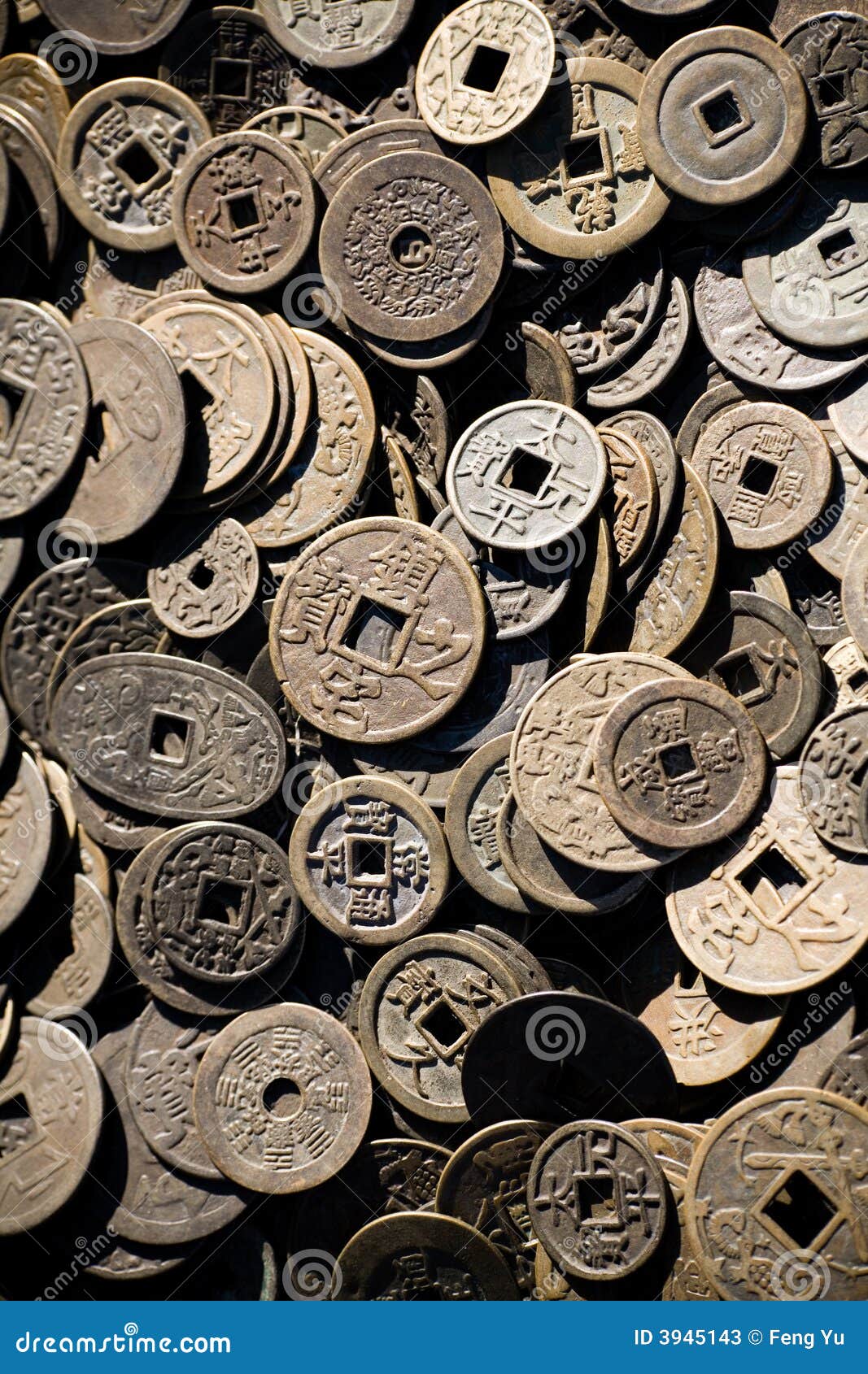 Antikes chinesisches Geld stockbild. Bild von umgearbeitet - 3945143
