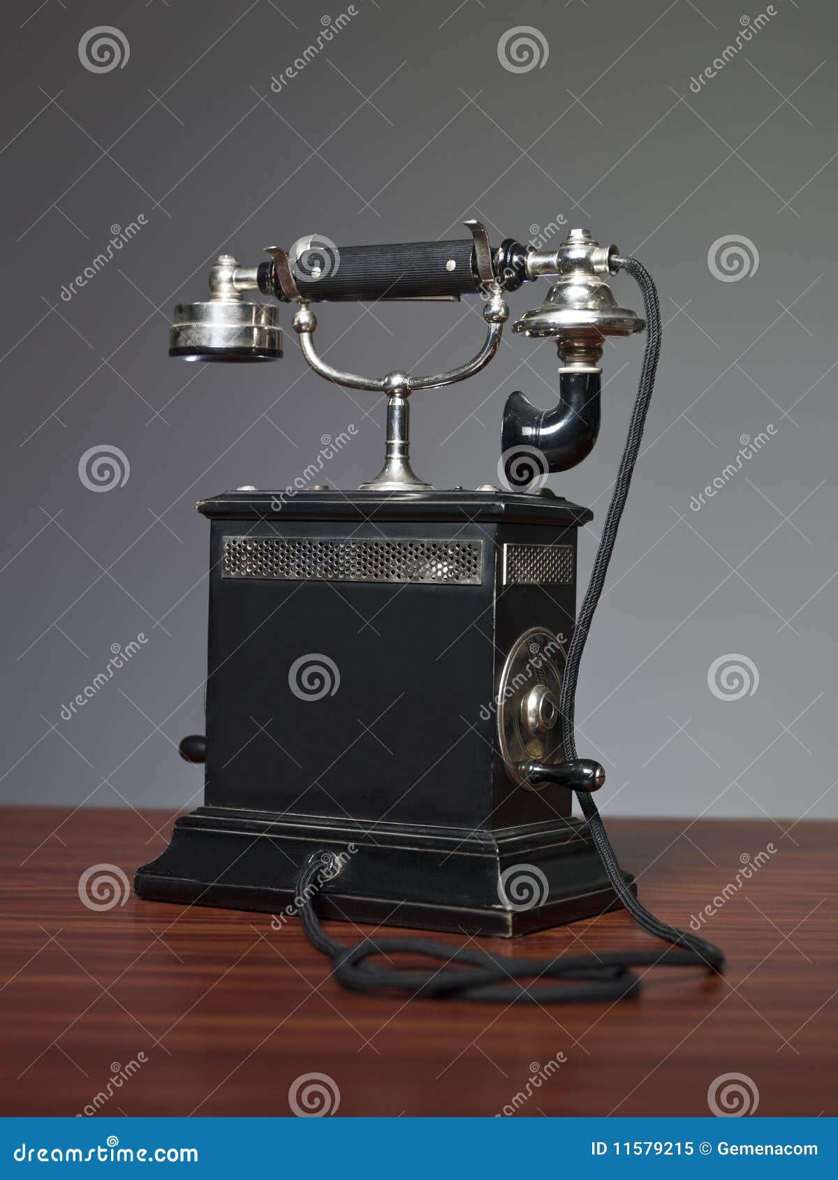 Antikes Telefon stockbild. Bild von antike, umgearbeitet - 11579215