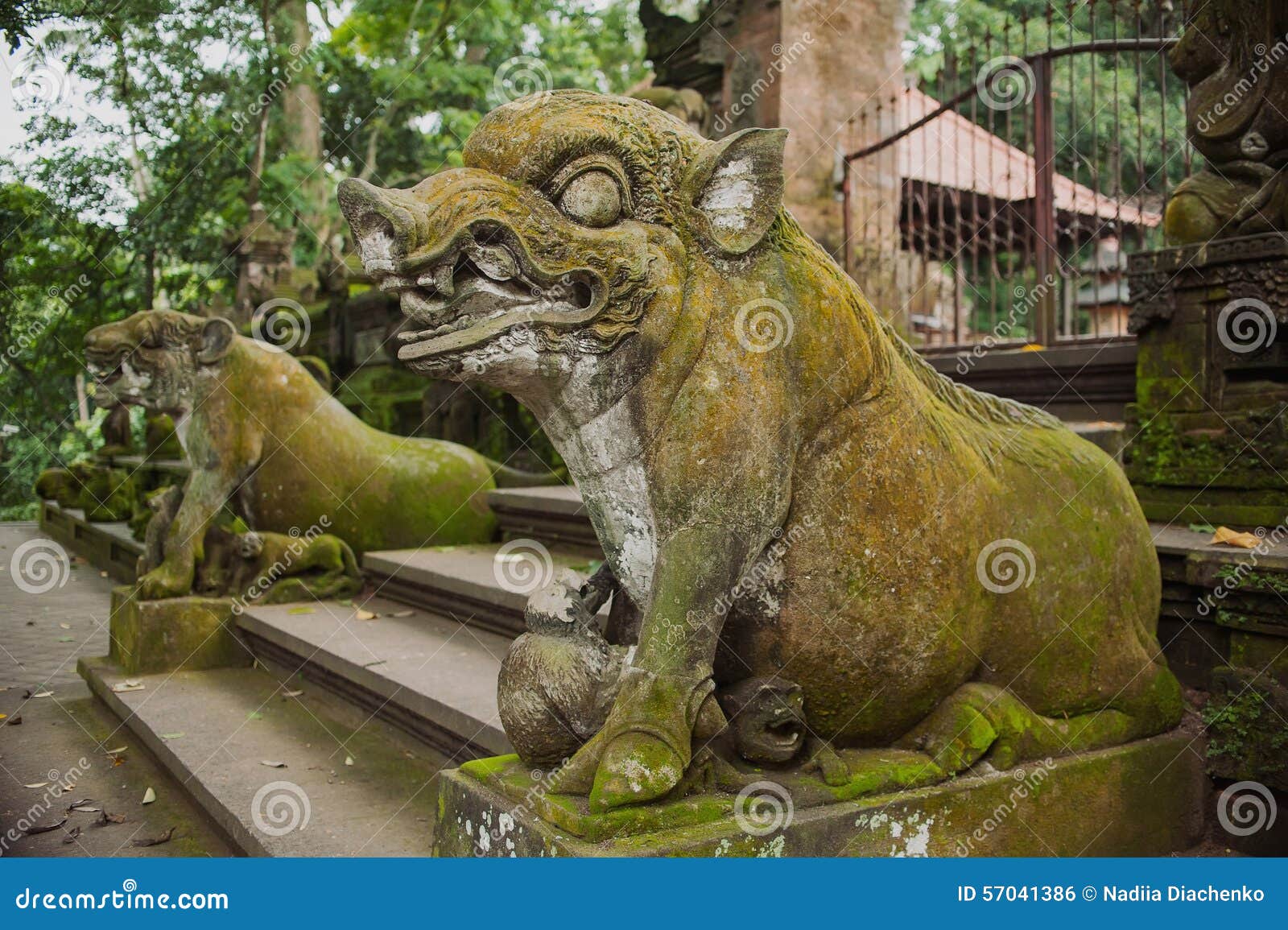 Antique Ancient Statue with Moss Stock Photo - Image of rock, deity ...