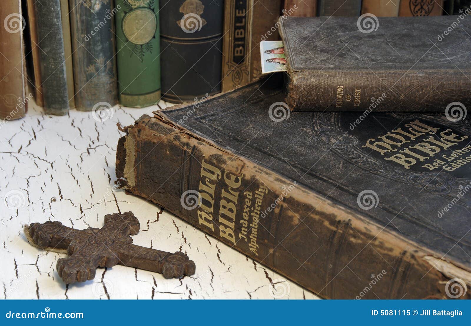 Antique Bible and Old Books Stock Image - Image of religion, bible: 5081115